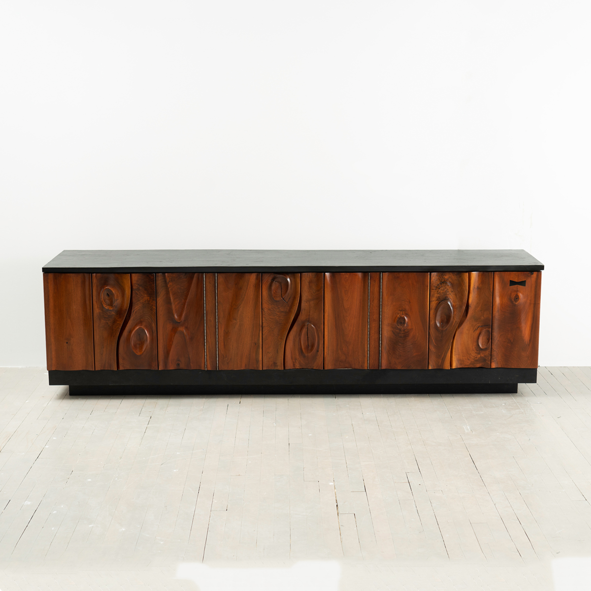 Phillip Lloyd Powell Biography and Furniture - Todd Merrill